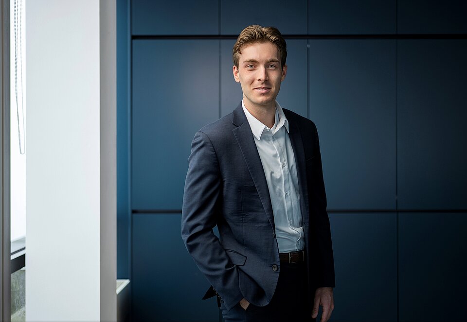HOYNG ROKH MONEGIER: Ben Van der Sman